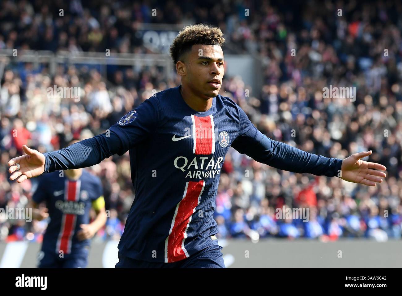 France. 19th Apr, 2025. 14 Desire DOUE (psg) during the Ligue 1 ...