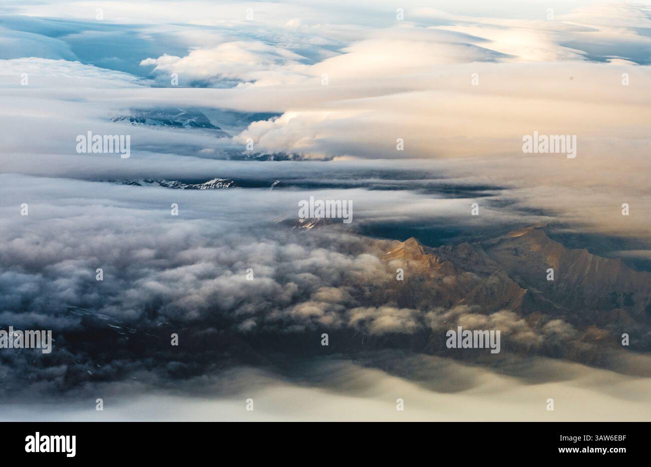 Milan alps hi-res stock photography and images - Alamy