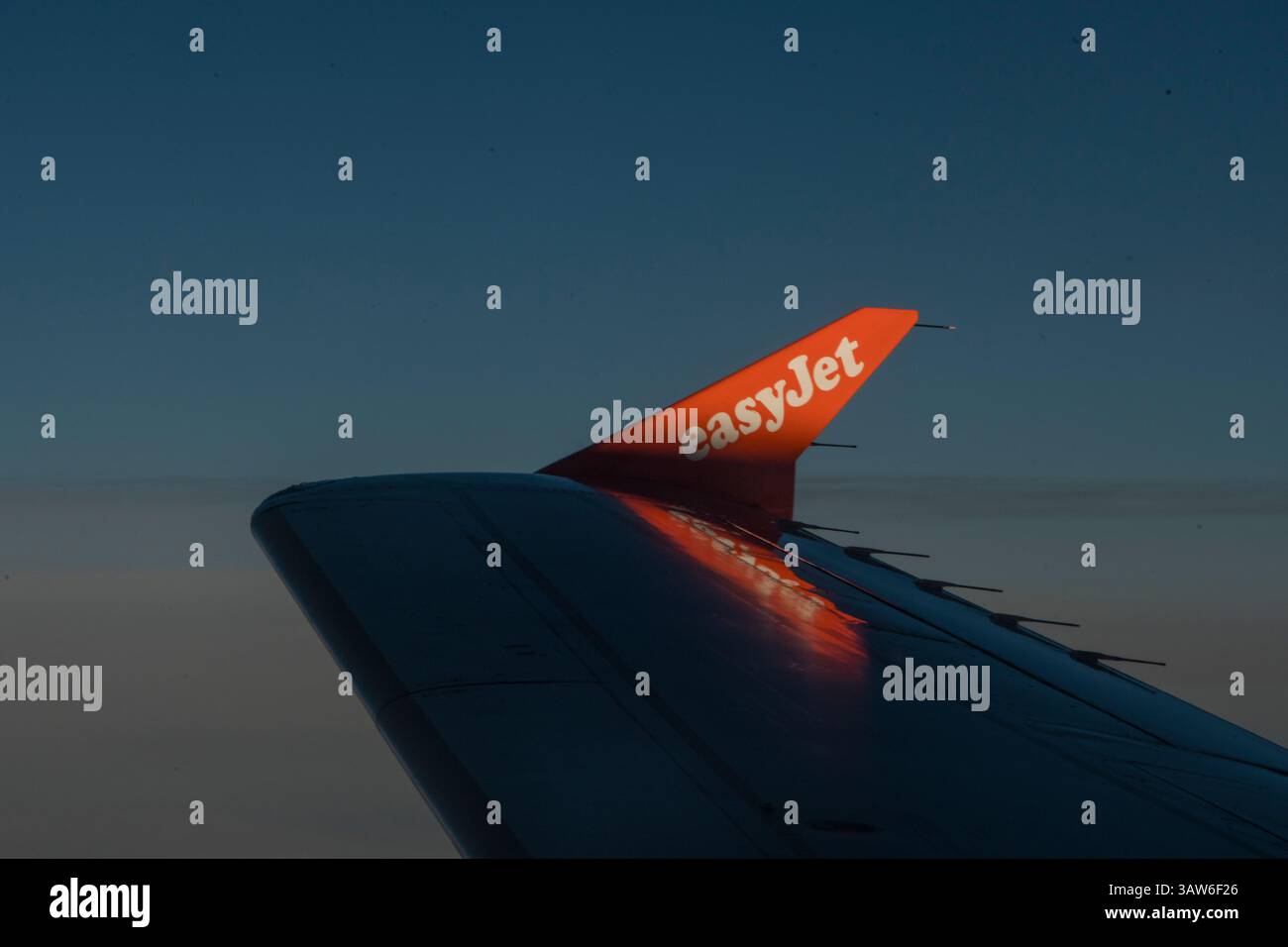 Wing and livery detail of an EasyJet Airbus A319 / A320 wings. Sunlit ...
