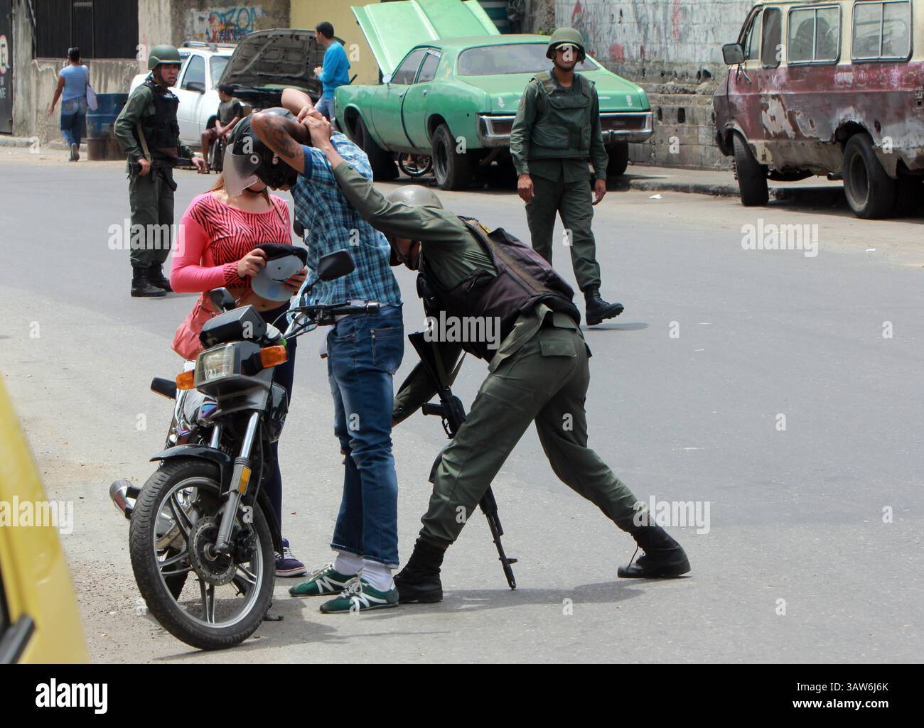 Guardia del pueblo hi-res stock photography and images - Alamy