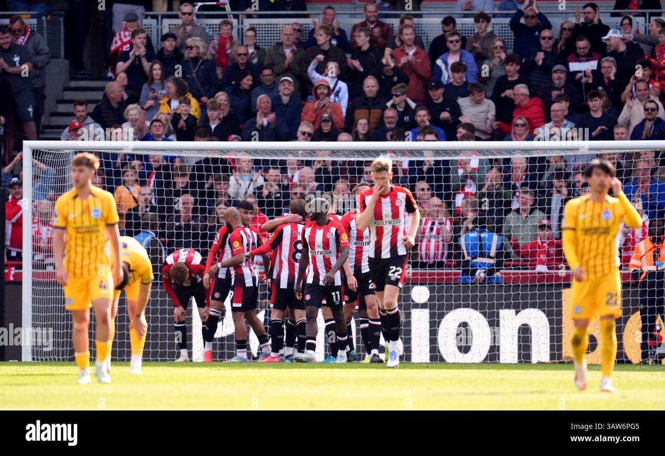 Brentford's Christian Norgaard celebrates scoring their side's fourth ...