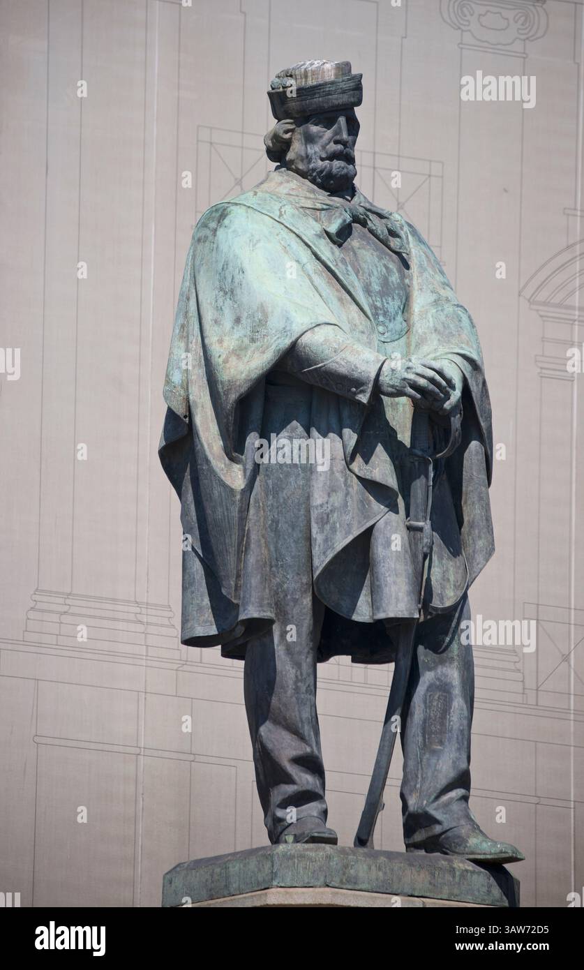 Statue of of Giuseppe Garibaldi in Piazza Garibaldi, Naples, Campania ...