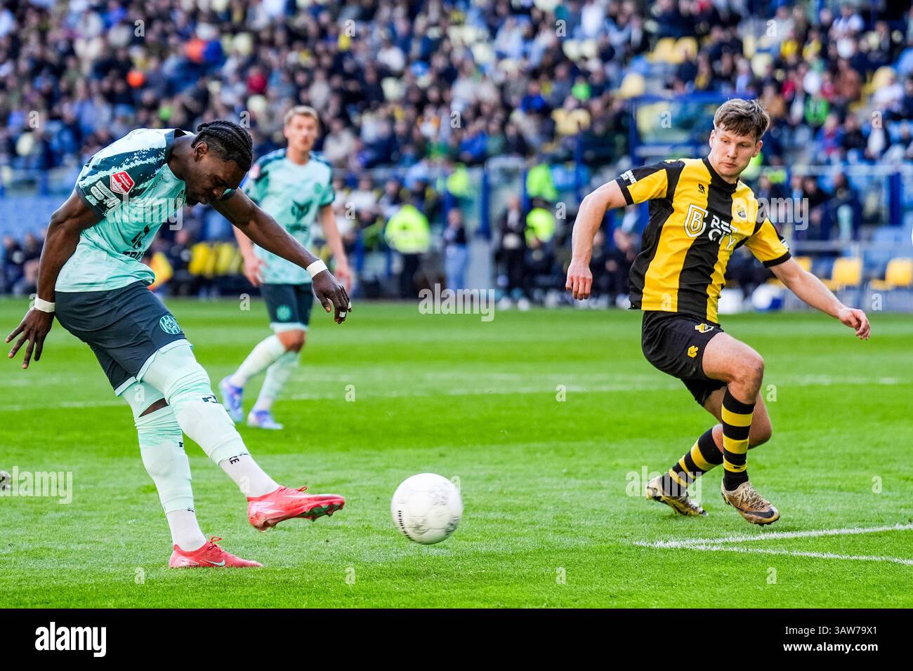 Arhnem, Netherlands. 19th Apr, 2025. ARNHEM, 19-4-2025, Stadium GelreDome, football ...