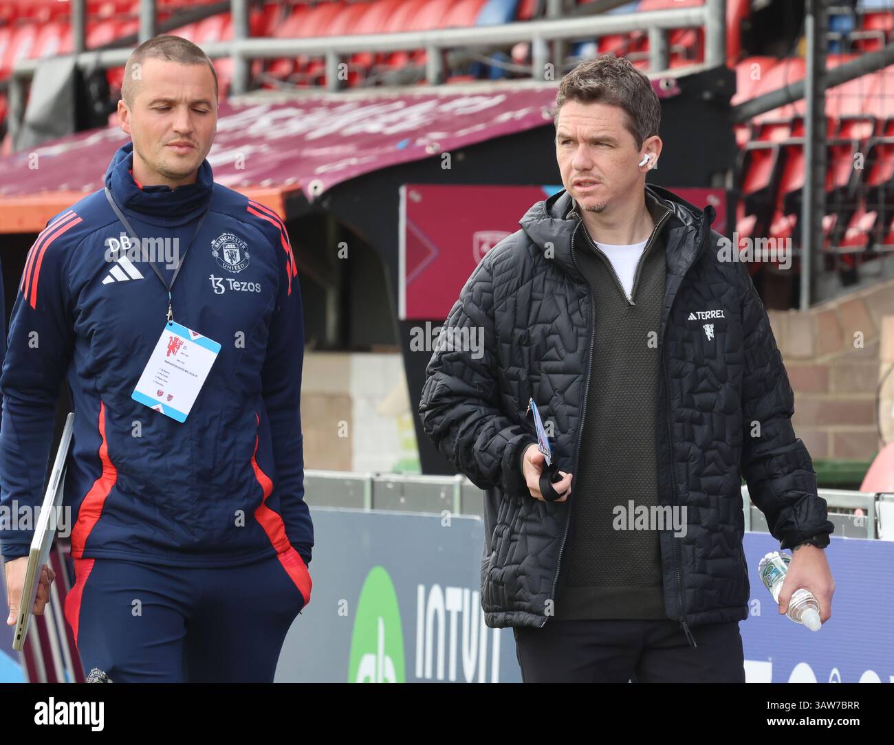 LONDON, ENGLAND - Assistant coaches Dan Bale and Marc Skinner manager ...