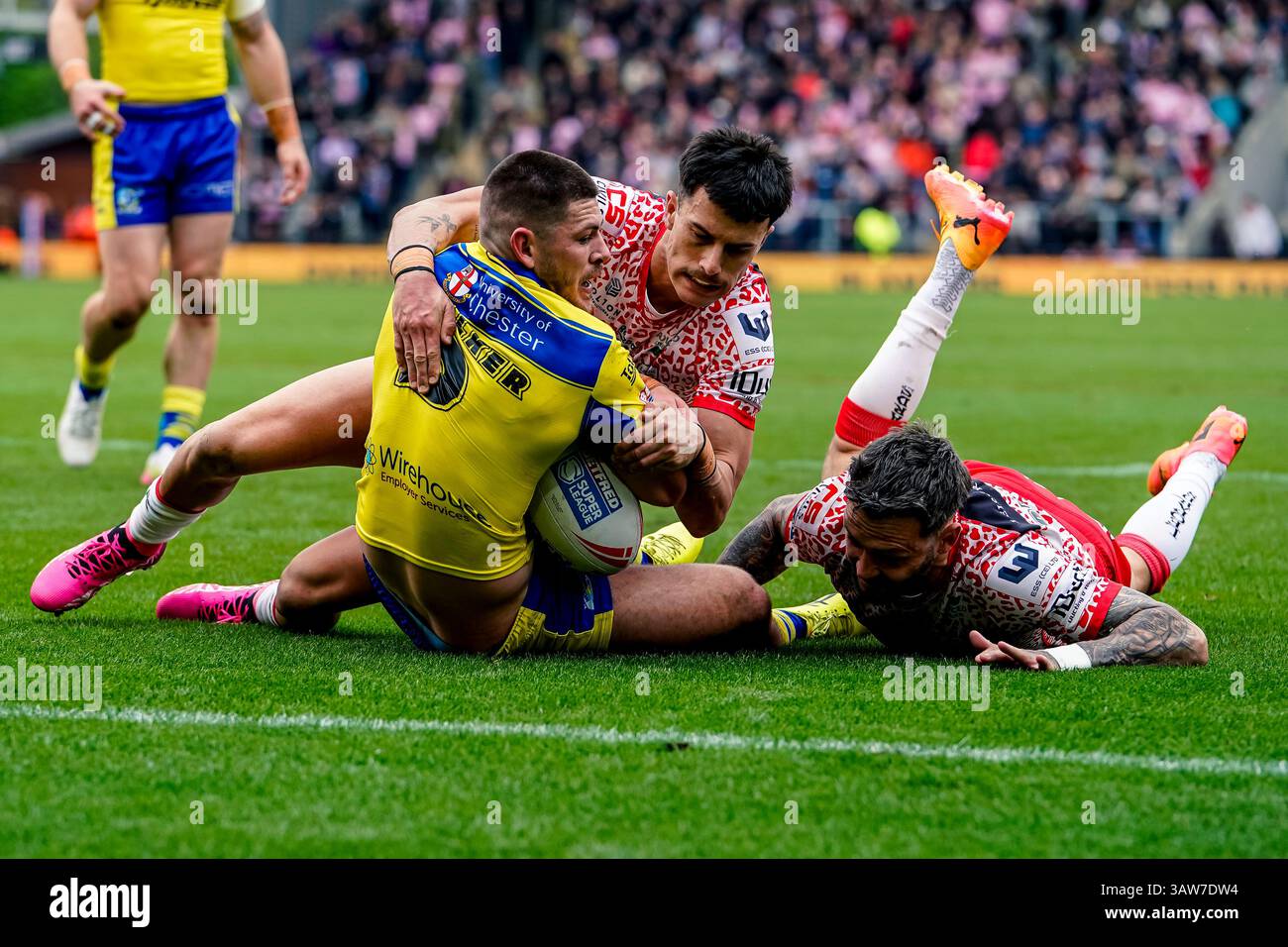 Danny Walker goes close to scoring but is stopped by two Leigh ...