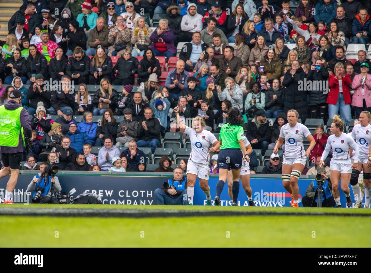 Leicester, UK, 19th April 2025 England's Marlie Packer raises her hand ...