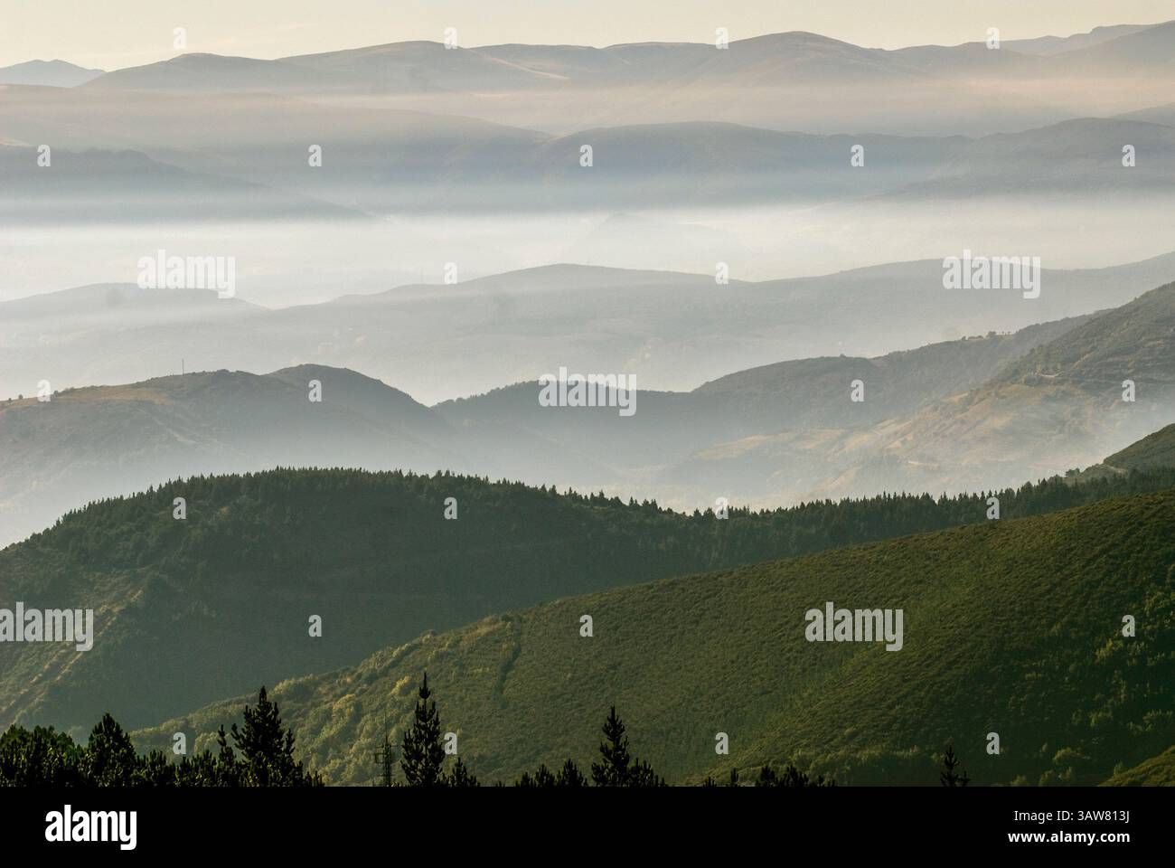 Meredith range hi-res stock photography and images - Alamy