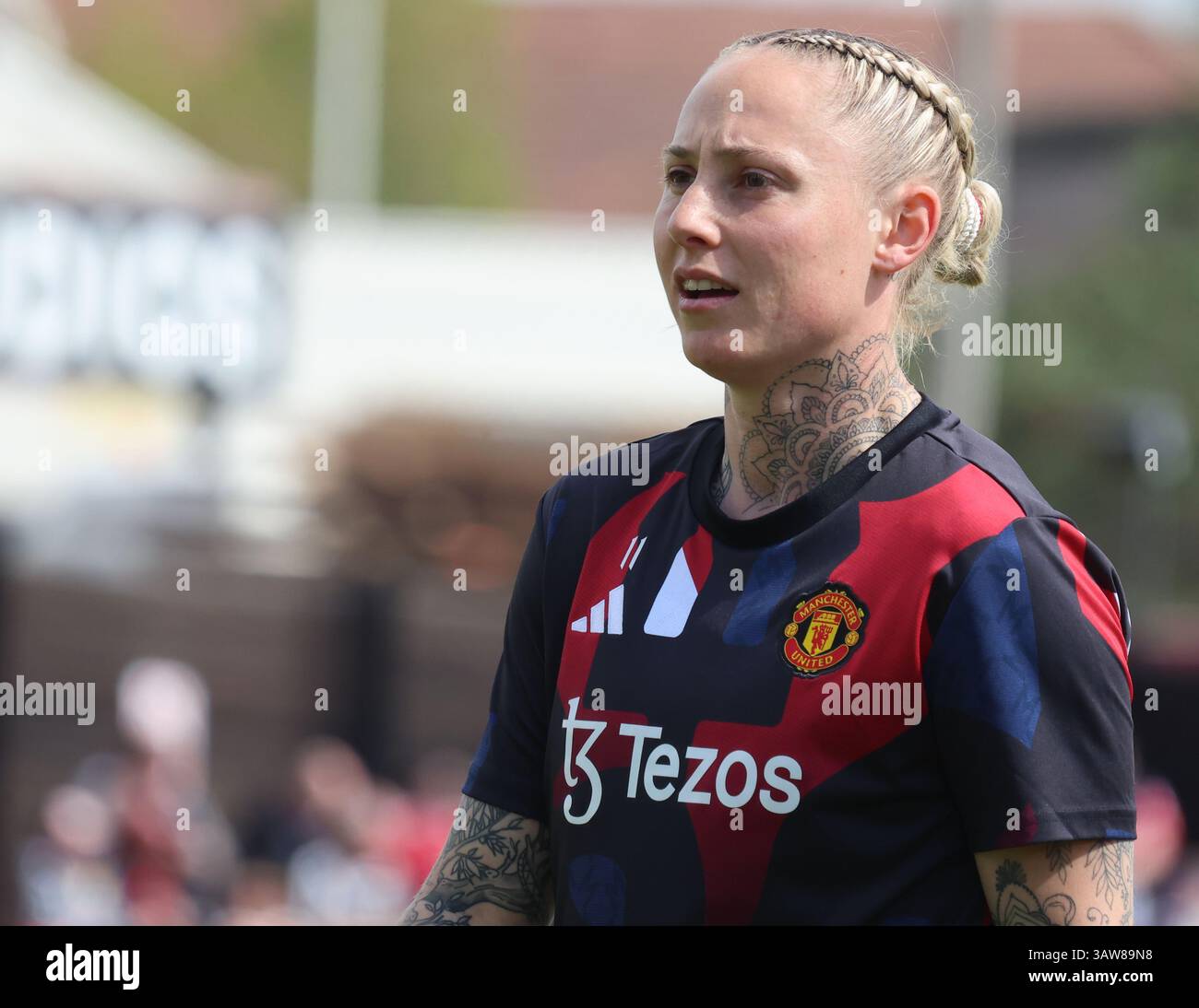 London, UK. 19th Apr, 2025. LONDON, ENGLAND - Leah Galton of Manchester ...