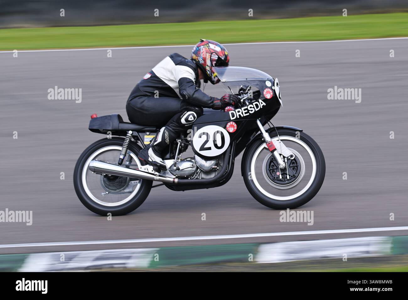 Alex Williams, Dresda-Triumph, Hailwood Trophy featuring the Sheene Trophy, two 7 lap races over ...