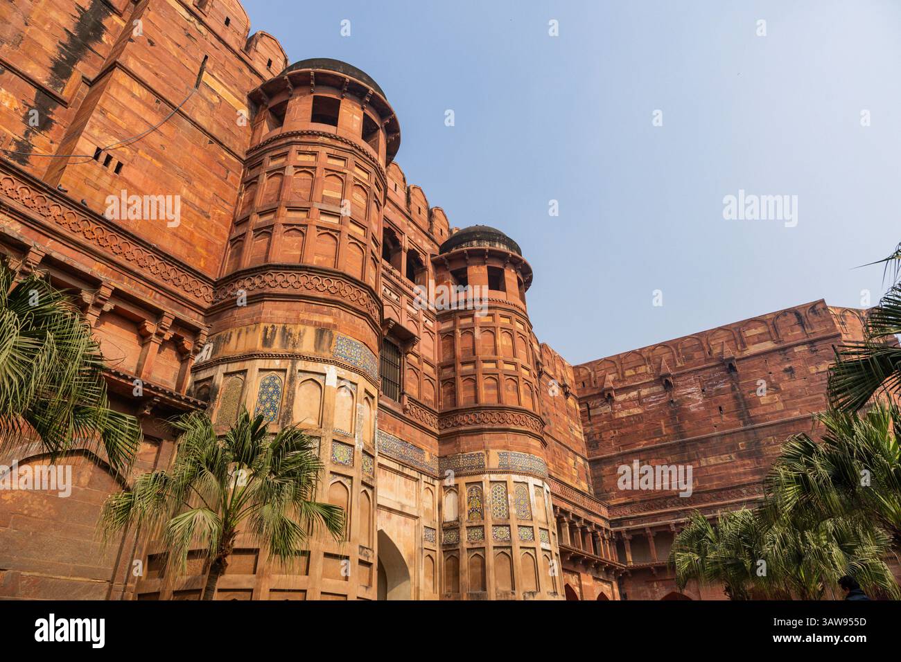 Agra fort during the day Stock Photo - Alamy