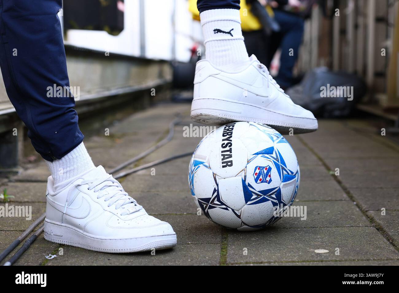 HEERENVEEN, 19-04-2025, Abe Lenstra stadium, season 2024/2025, Dutch Eredivisie Football, during ...