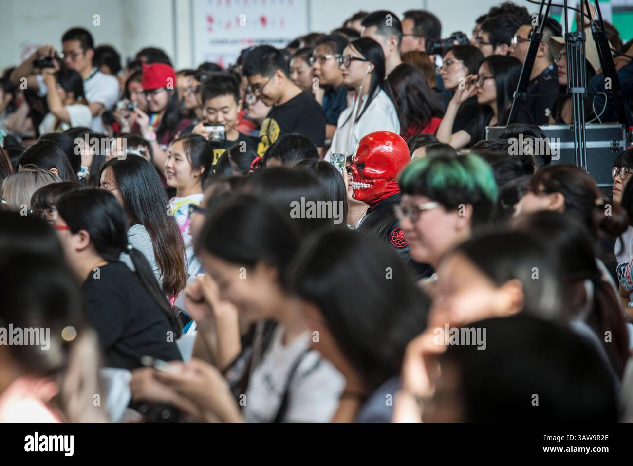 Agents of shield tv show hi-res stock photography and images - Alamy