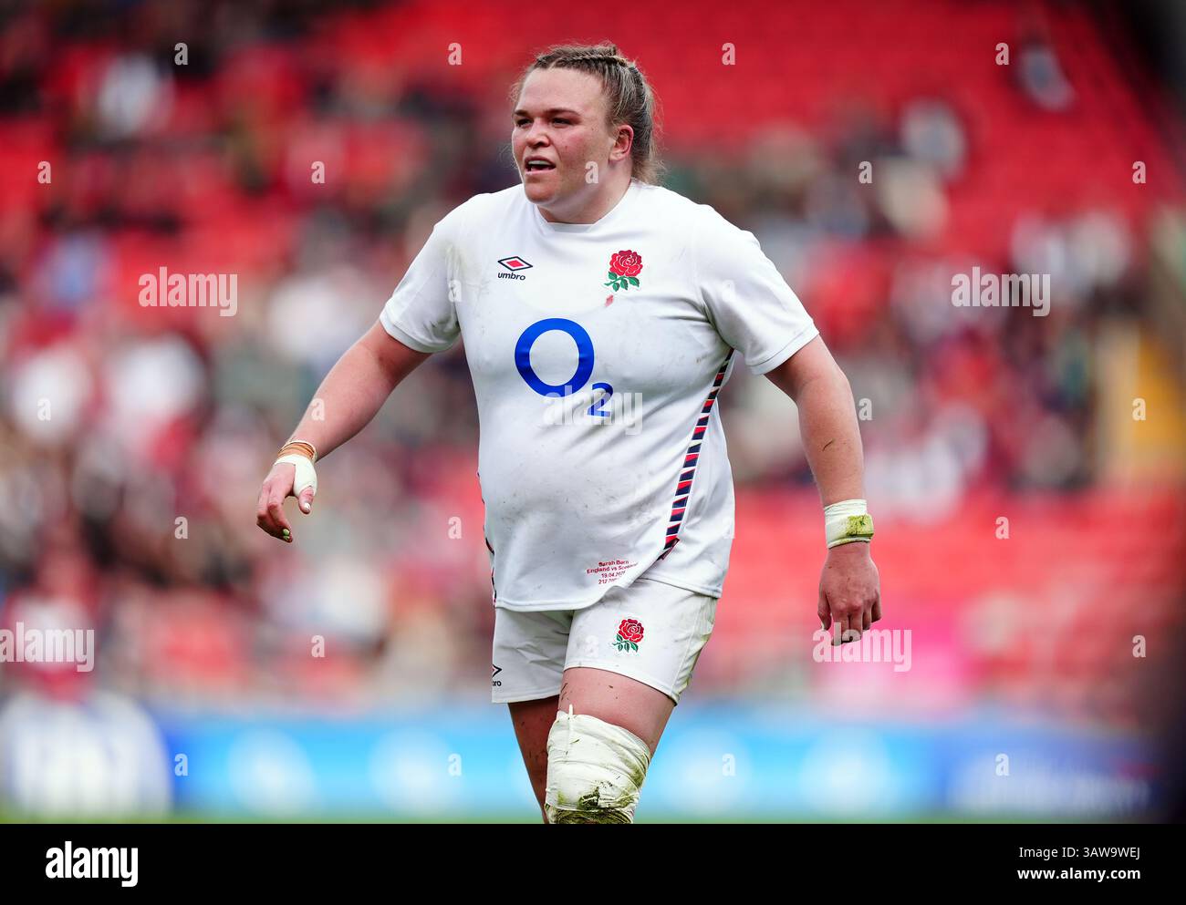 England's Sarah Bern during the Guinness Women's Six Nations match at ...