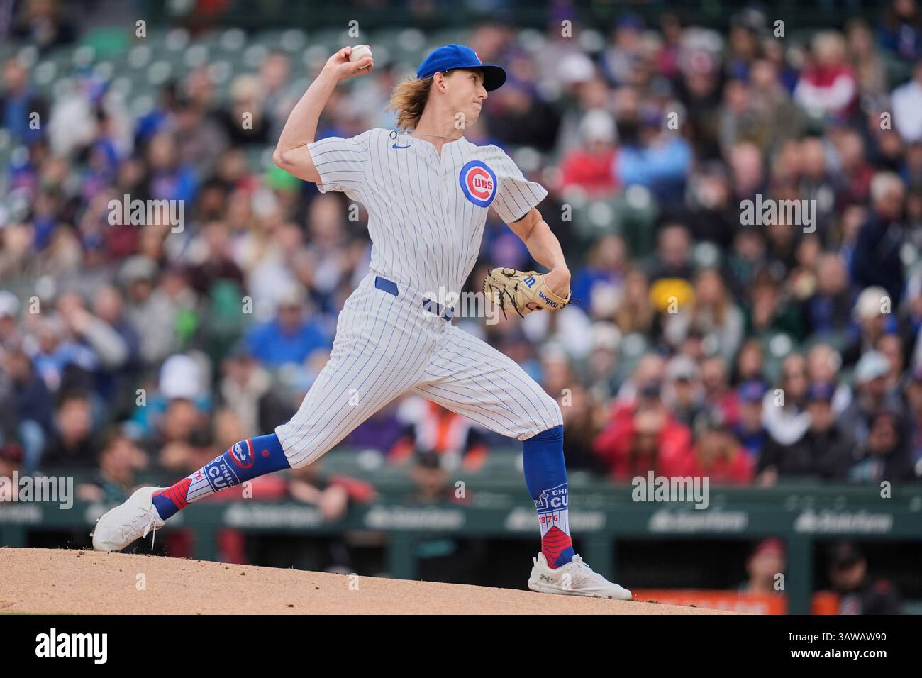 Chicago Cubs starting pitcher Ben Brown (32) throws against the Arizona ...