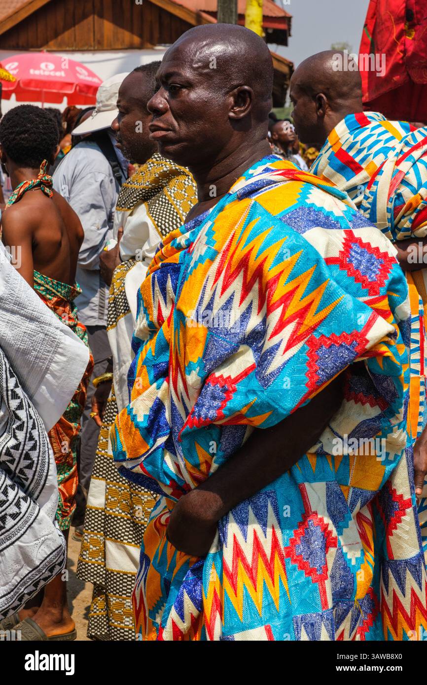 Traditional clothing ghana hi-res stock photography and images - Alamy