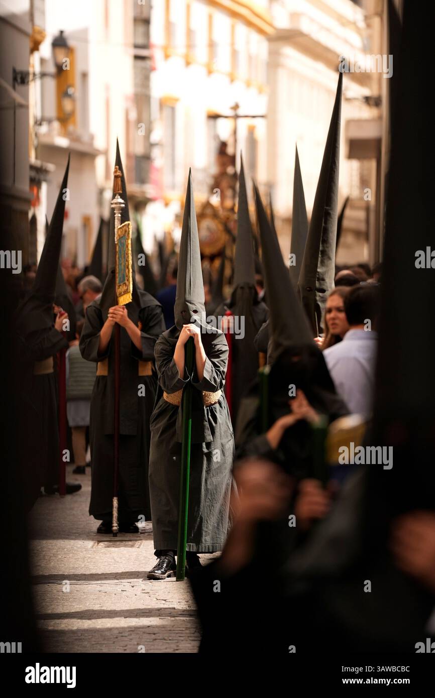 Images of the processions of the penitence station today Holy Saturday ...