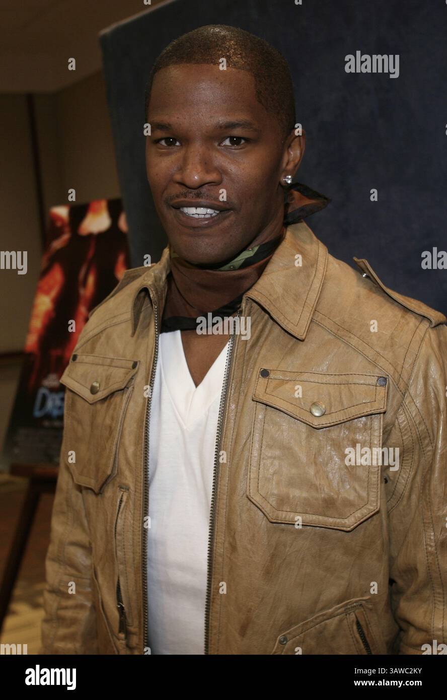 November 17, 2006 - Hollywood, California, U.S. - Jamie Foxx promoting ...