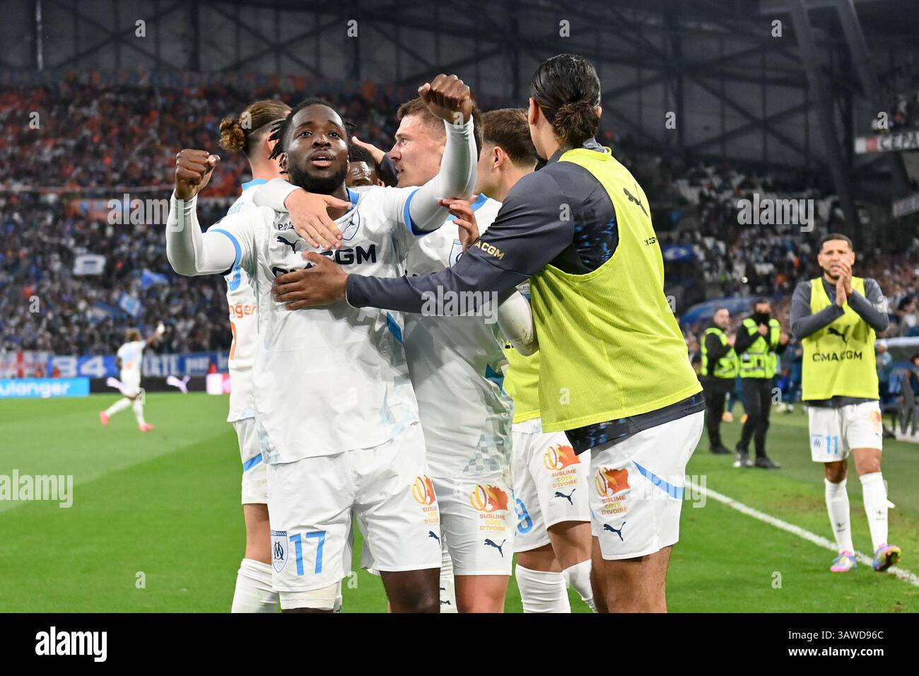17 Jonathan ROWE (om) during the Ligue 1 McDonald's match between ...