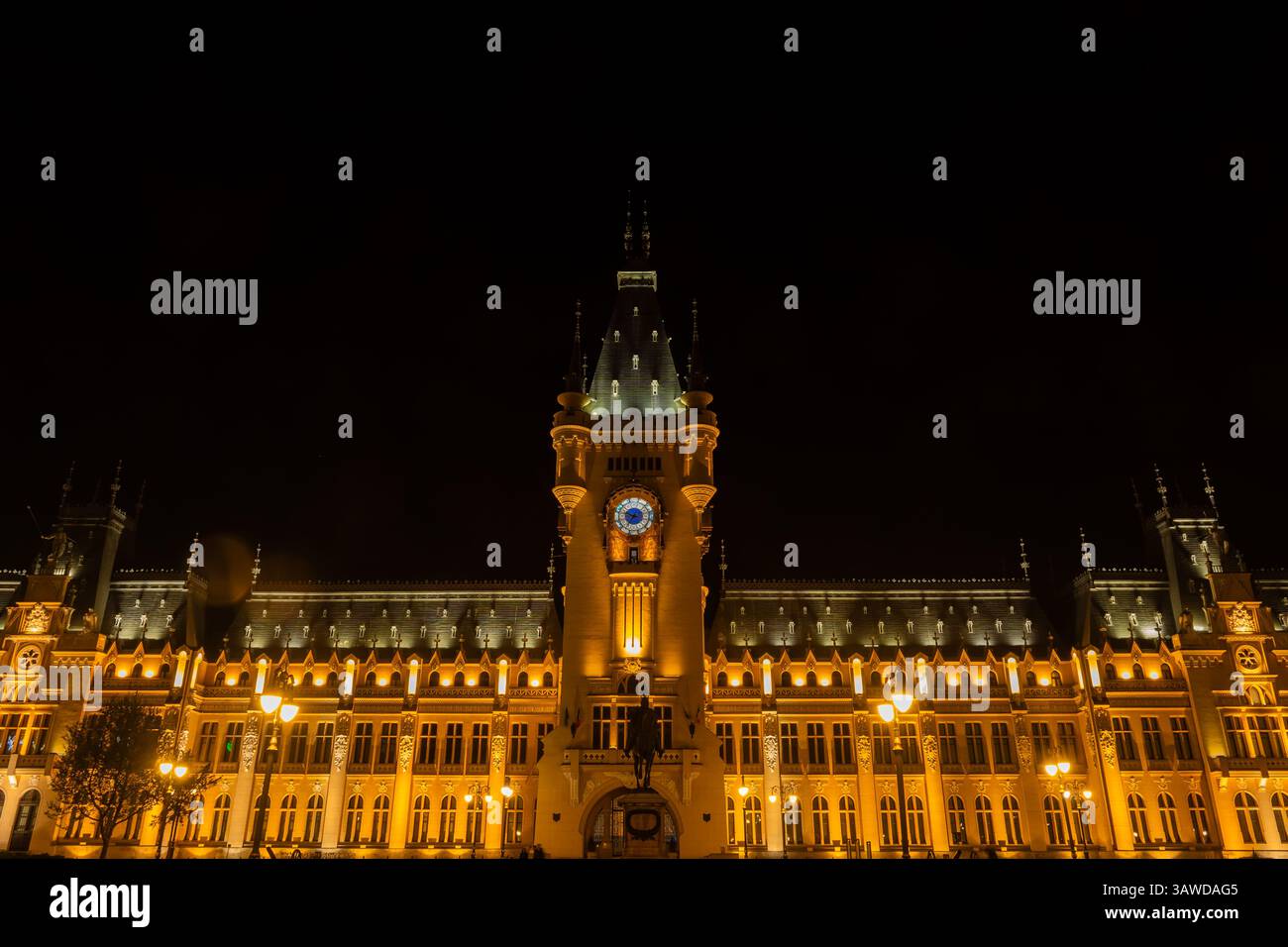 Palace of Culture of Iasi by night, Romania Stock Photo - Alamy