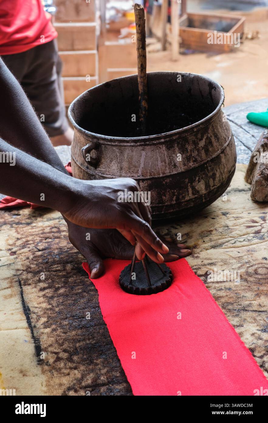 Ghana, Asonomaso. Ntonso Adinkra Village. Stamping Adinkra Symbols on ...