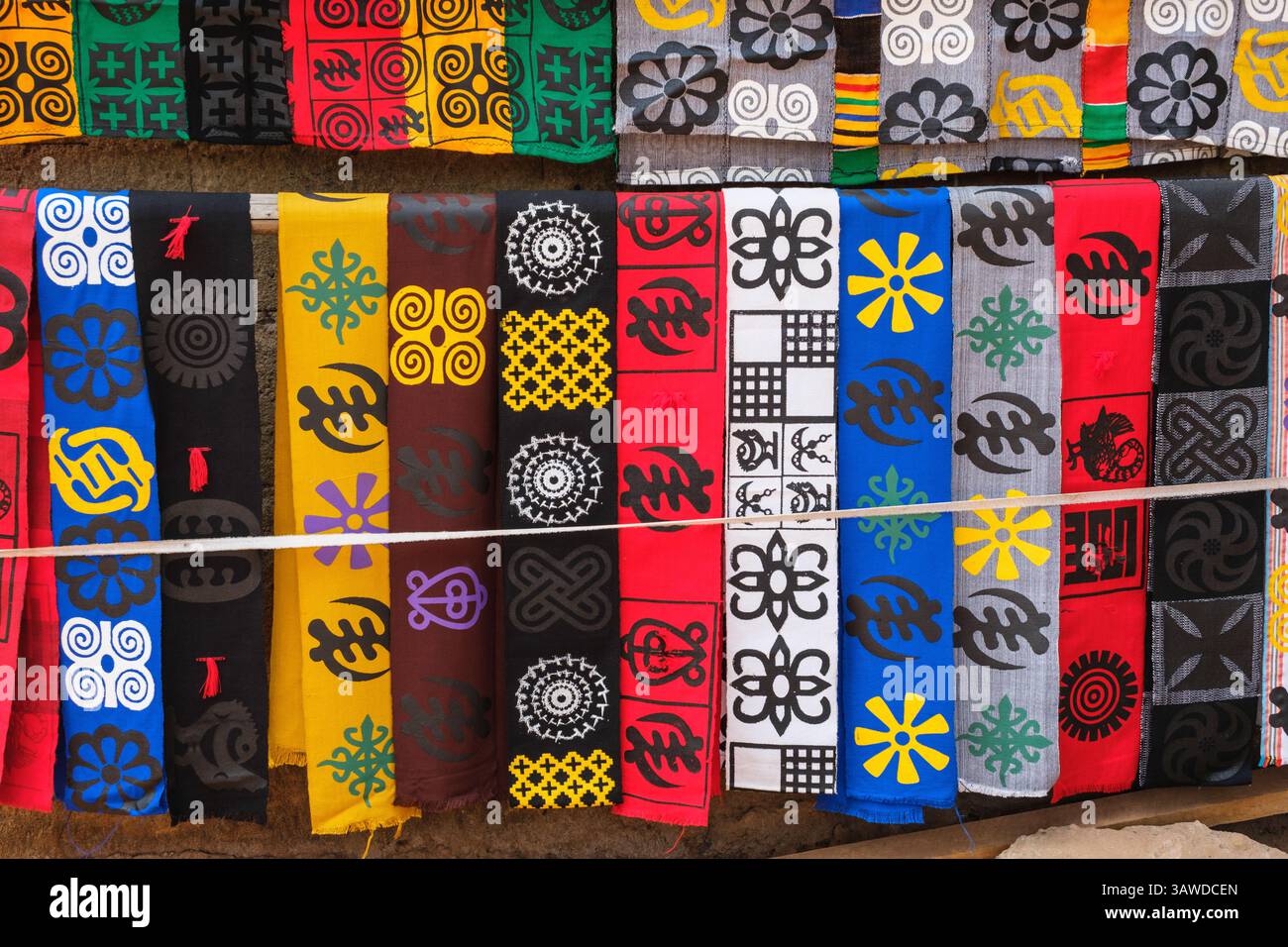 Ghana, Asonomaso. Ntonso Adinkra Village. Adinkra Cloth for Sale Stock ...