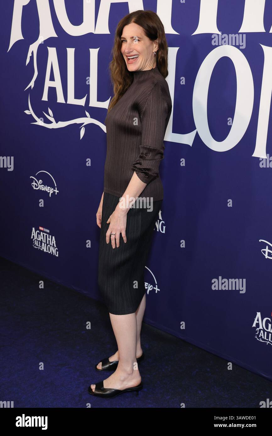 19 April 2025 Los Angeles, California - Kathryn Hahn At Disney's ...