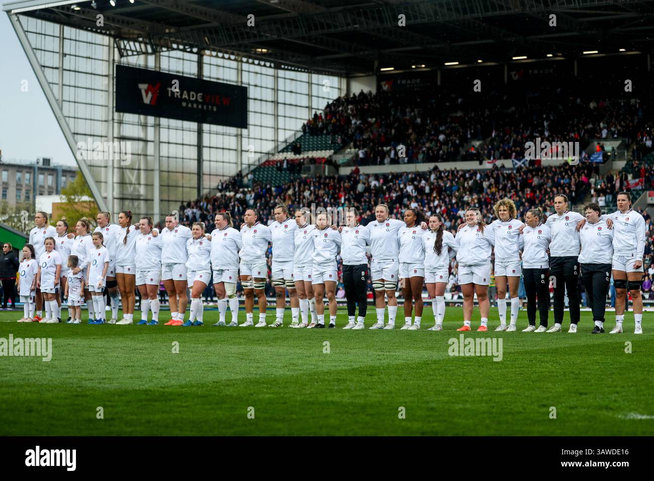 Leicester, UK. 19th Apr, 2025. England Women line up prior to the 2025 ...
