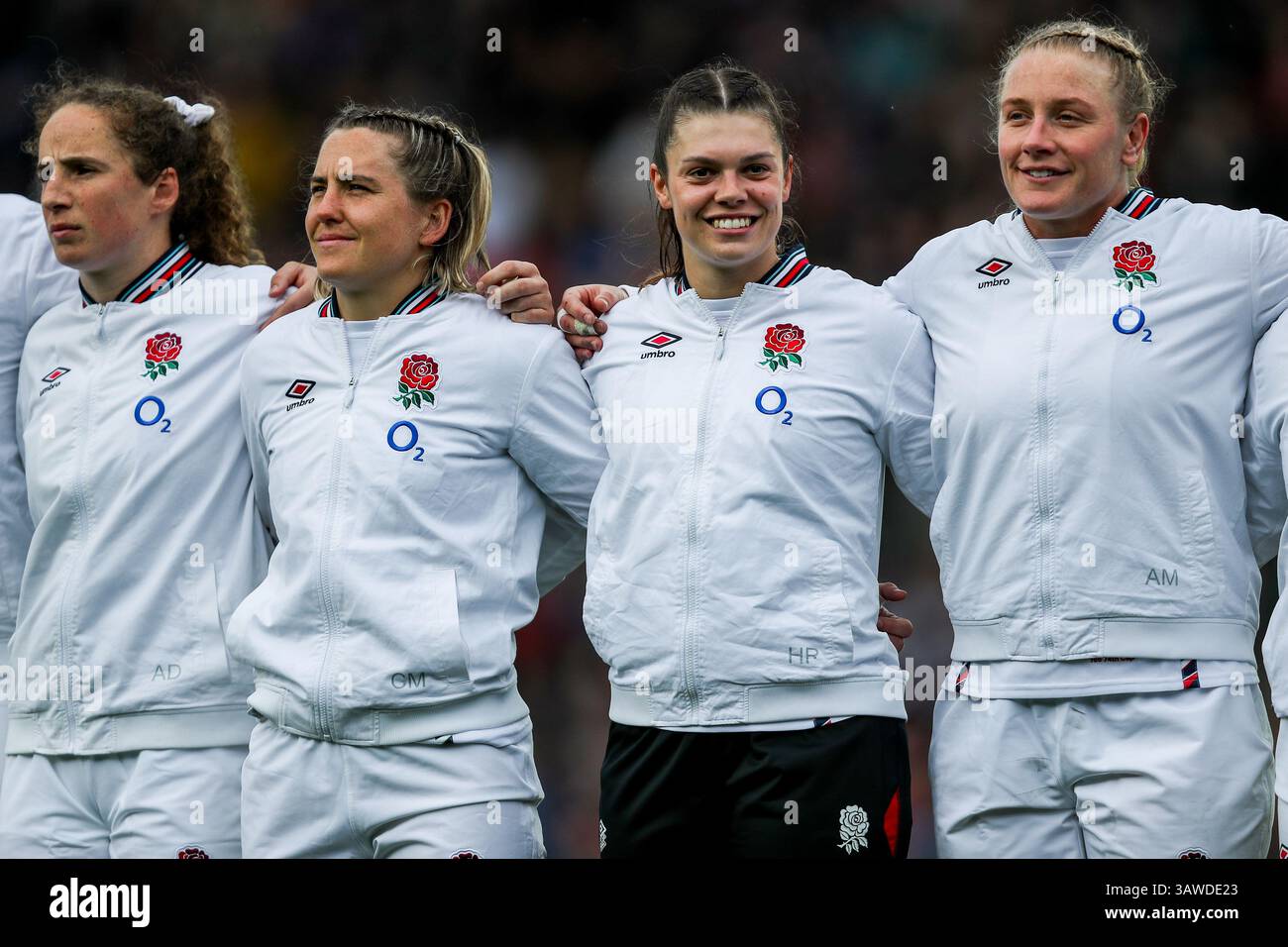 Helena Rowland of England Women lines up prior to the 2025 Guinness ...