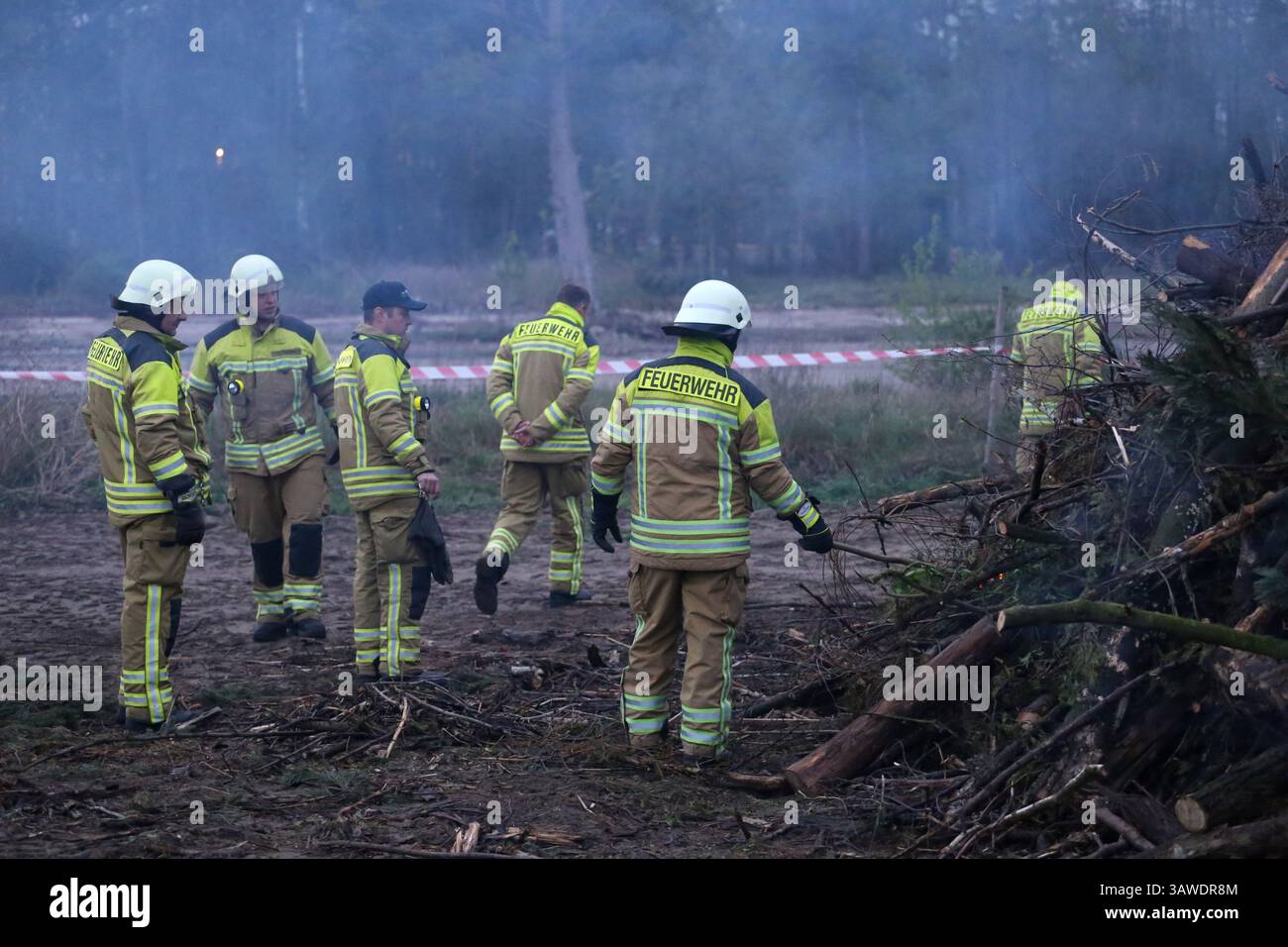 April 19, 2025, Cottbus, Brandenburg, Germany: The firefighters are lighting the Easter fire at ...
