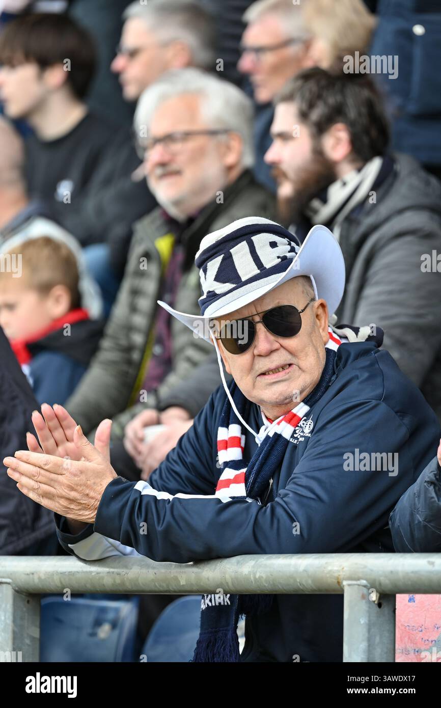 Falkirk, Scotland, UK. 19th April, 2025. A Falkirk fan before the ...