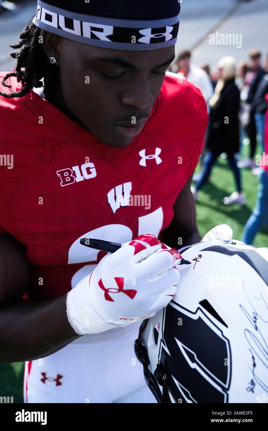 Madison, Wisconsin, USA. 19th Apr, 2025. Wisconsin Badgers cornerback ...