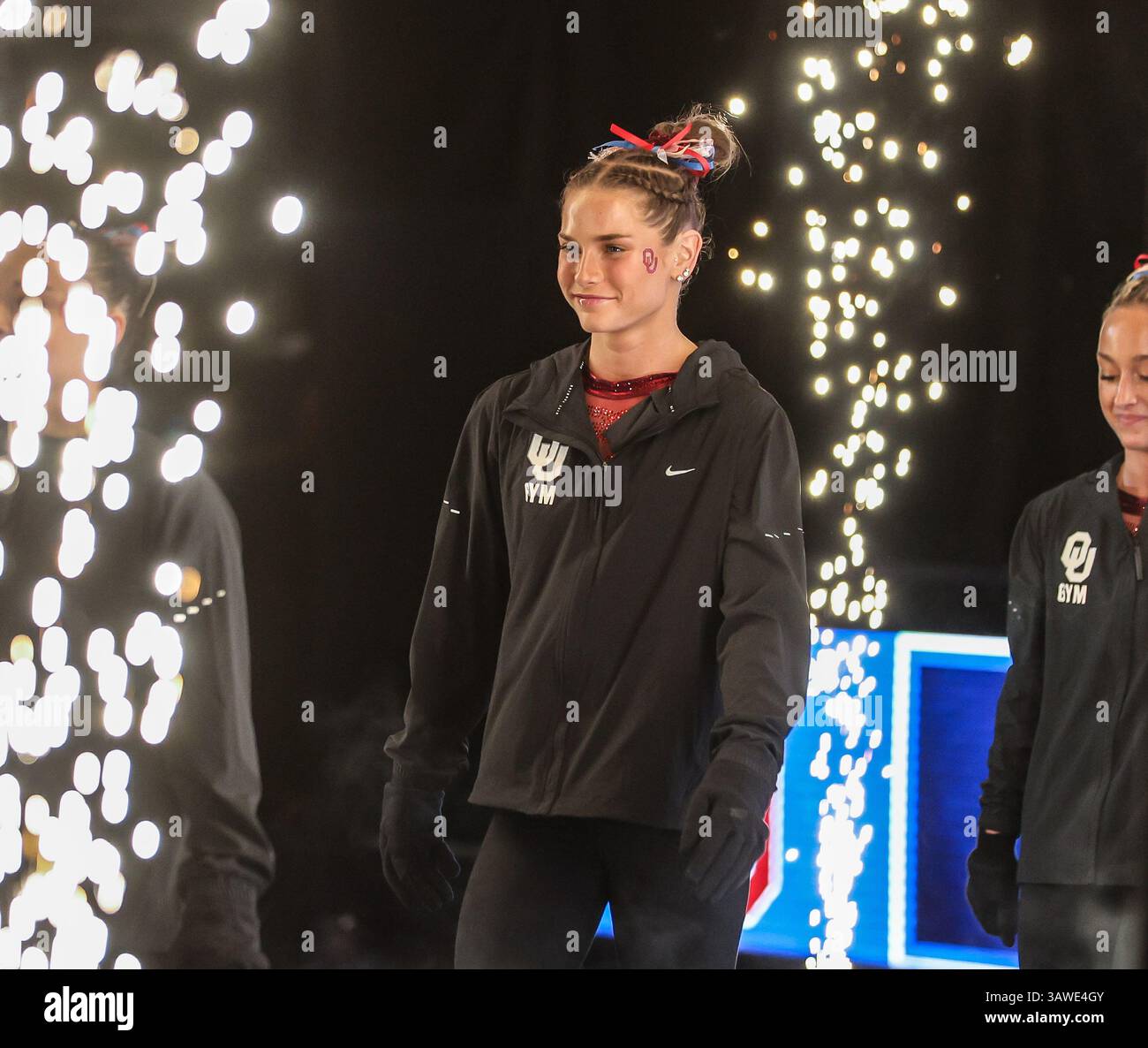 April 19, 2025: Oklahoma's Jordan Bowers marches onto the floor with ...