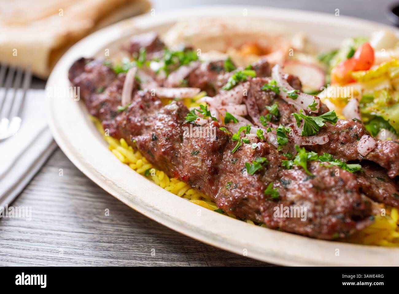 Koobideh kabob hi-res stock photography and images - Alamy