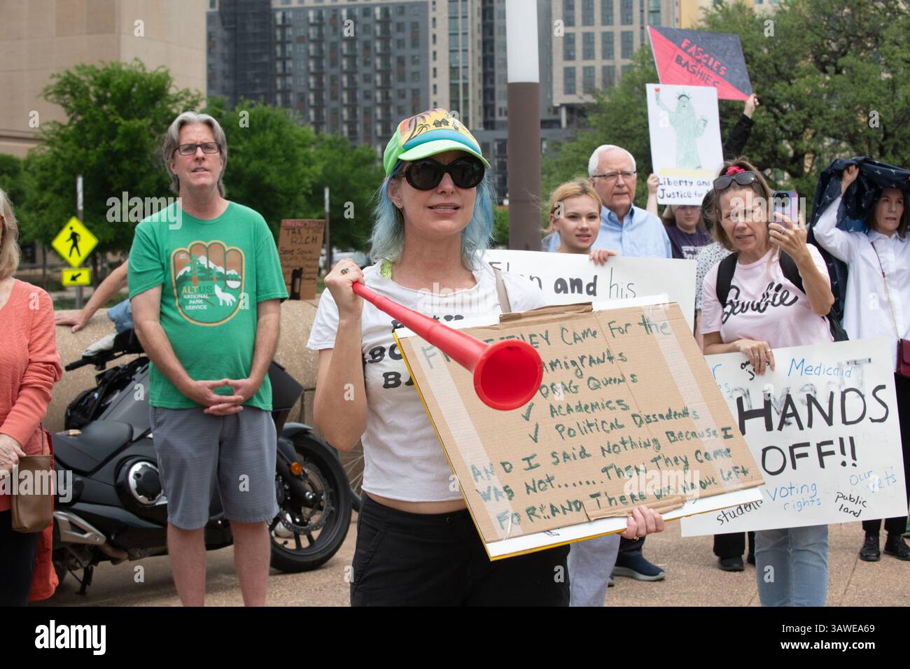 Dallas, Texas, USA. 19th Apr, 2025. Nearly 1,500 (est.) Dallas-area ...