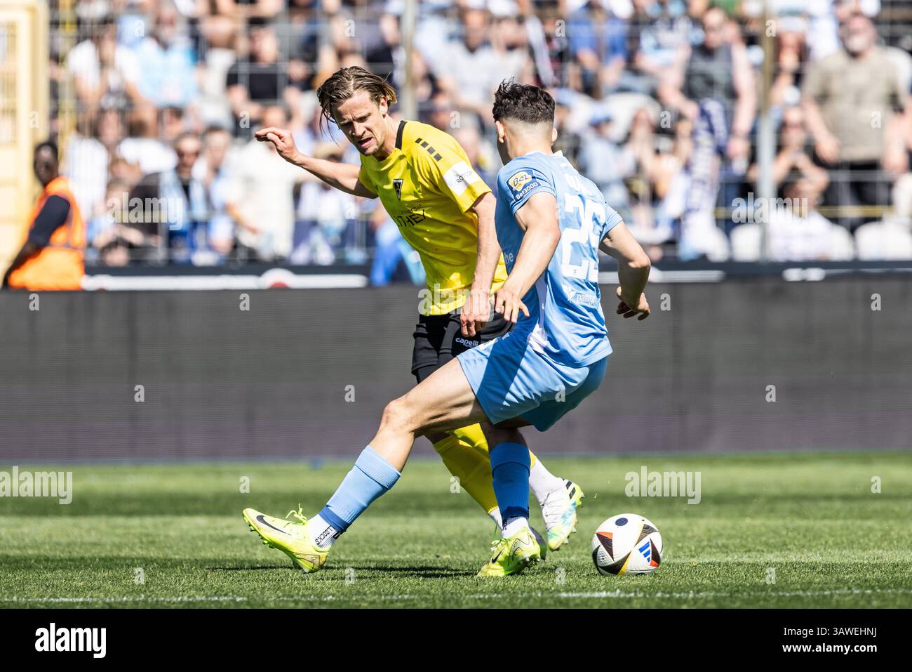 9 Bentley Baxter Bahn (Alemannia Aachen), 25 Sean Dulic (TSV 1860 ...