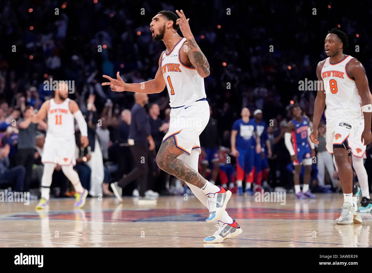 New York Knicks guard Cameron Payne reacts during the second half of ...