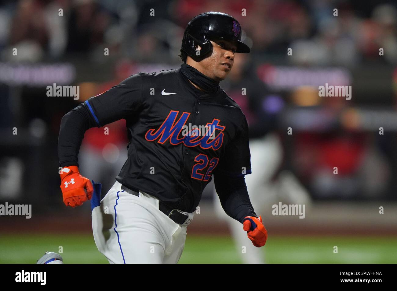 New York Mets' Juan Soto (22) during the fifth inning of a baseball ...