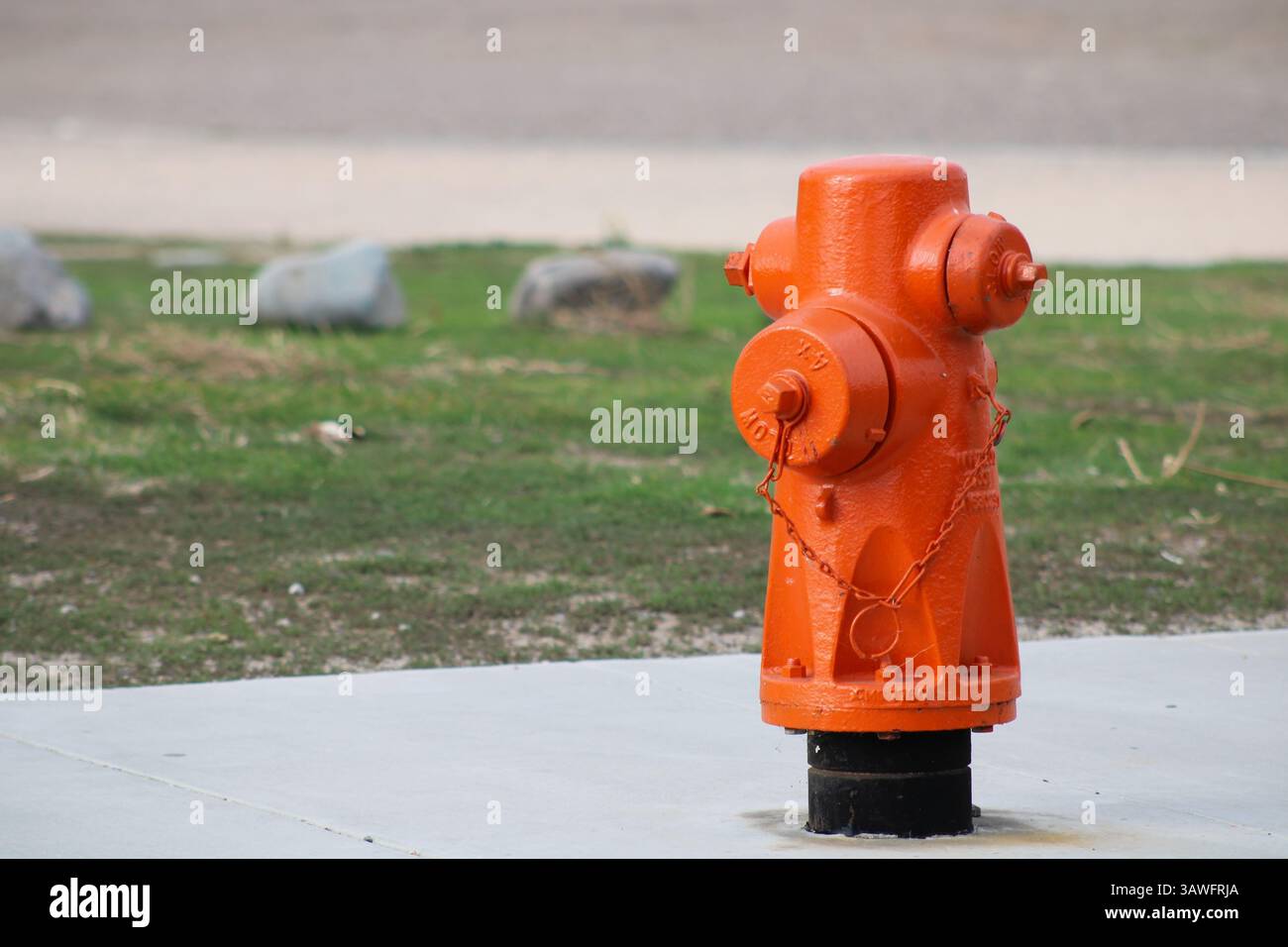 Orange fire hydrant hi-res stock photography and images - Alamy