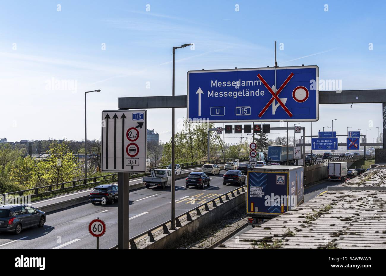 Demolition work, motorway construction site Berlin, A 100 at ICC ...