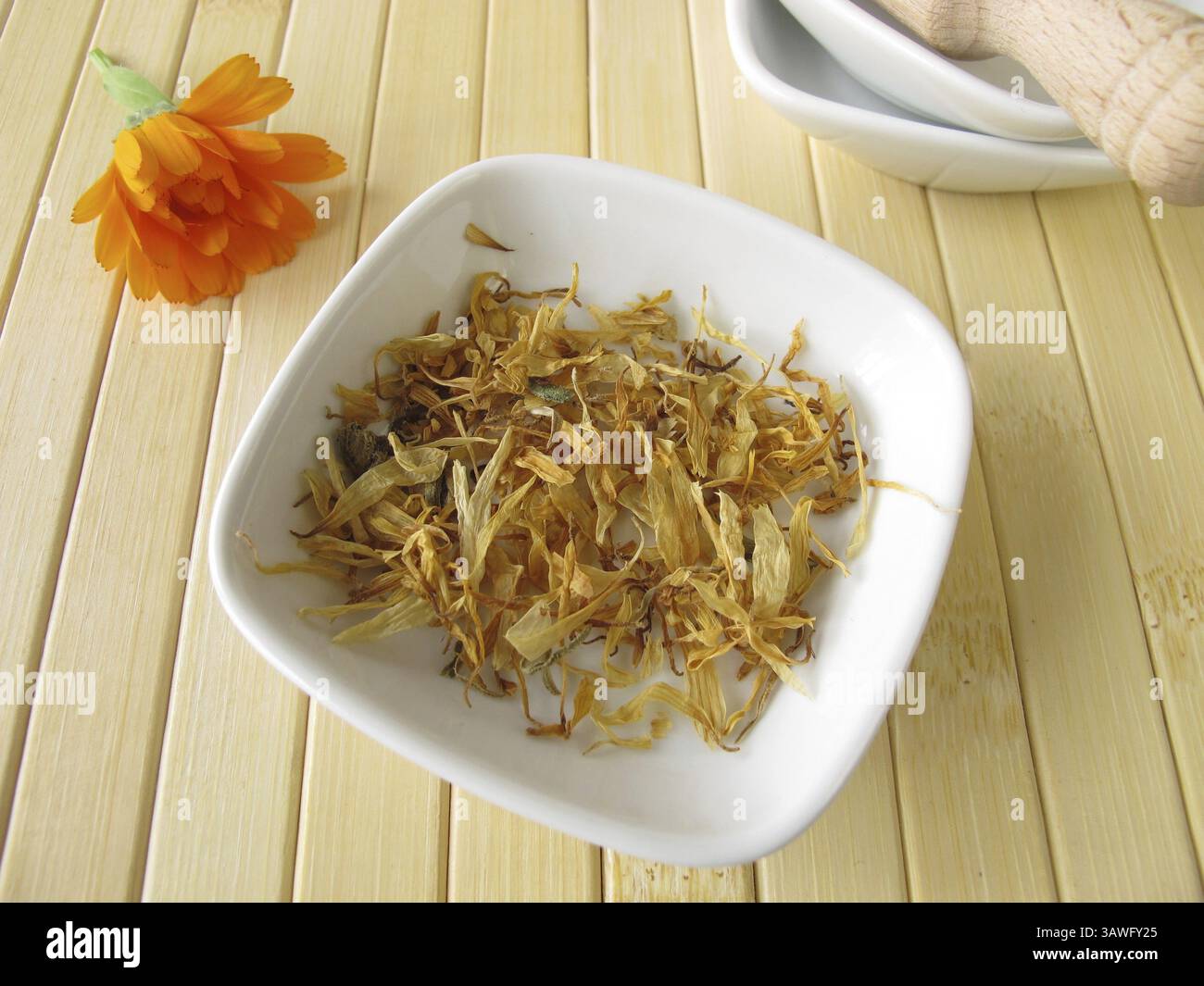 Marigold flowers, Calendulae flos Stock Photo - Alamy