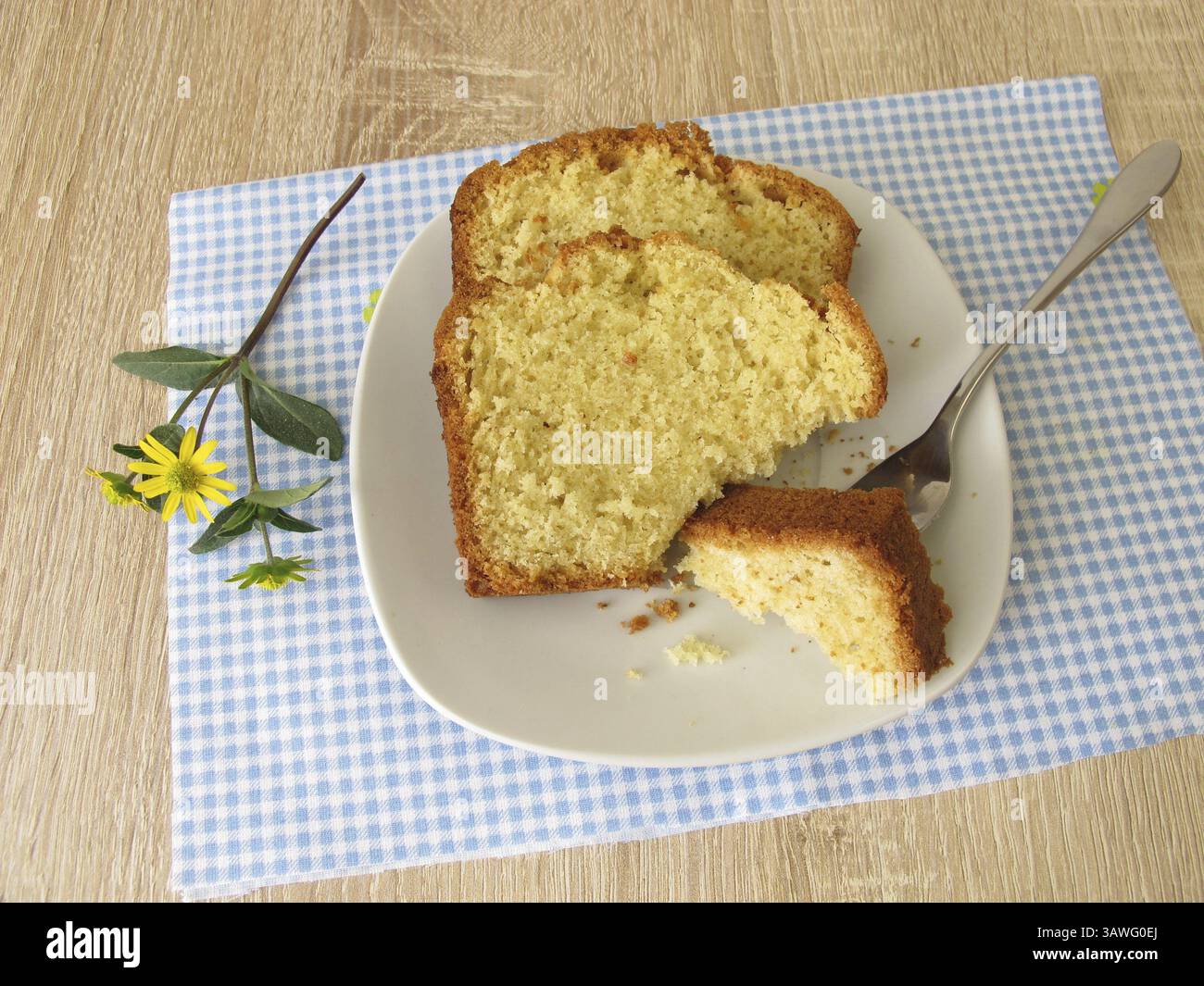 Classic sand cake in slices Stock Photo - Alamy