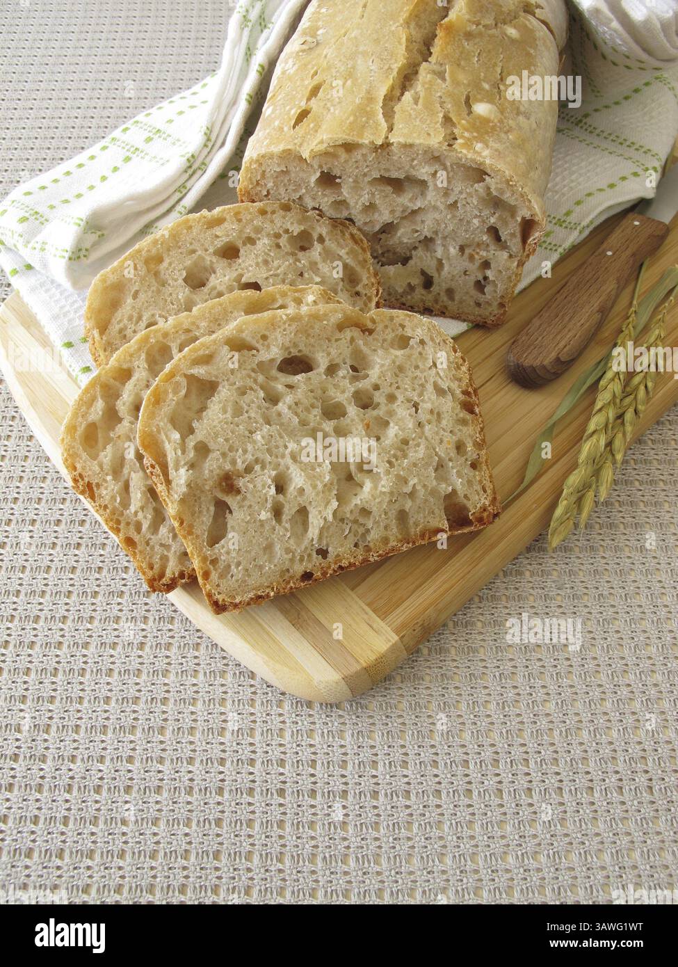 Sliced white bread made from spelt flour Stock Photo - Alamy