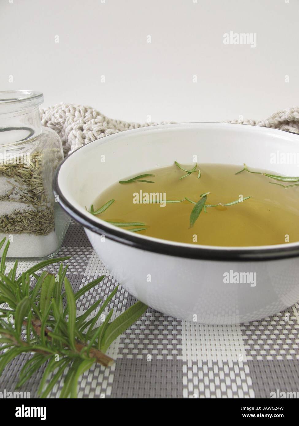 Rosemary bath hi-res stock photography and images - Alamy