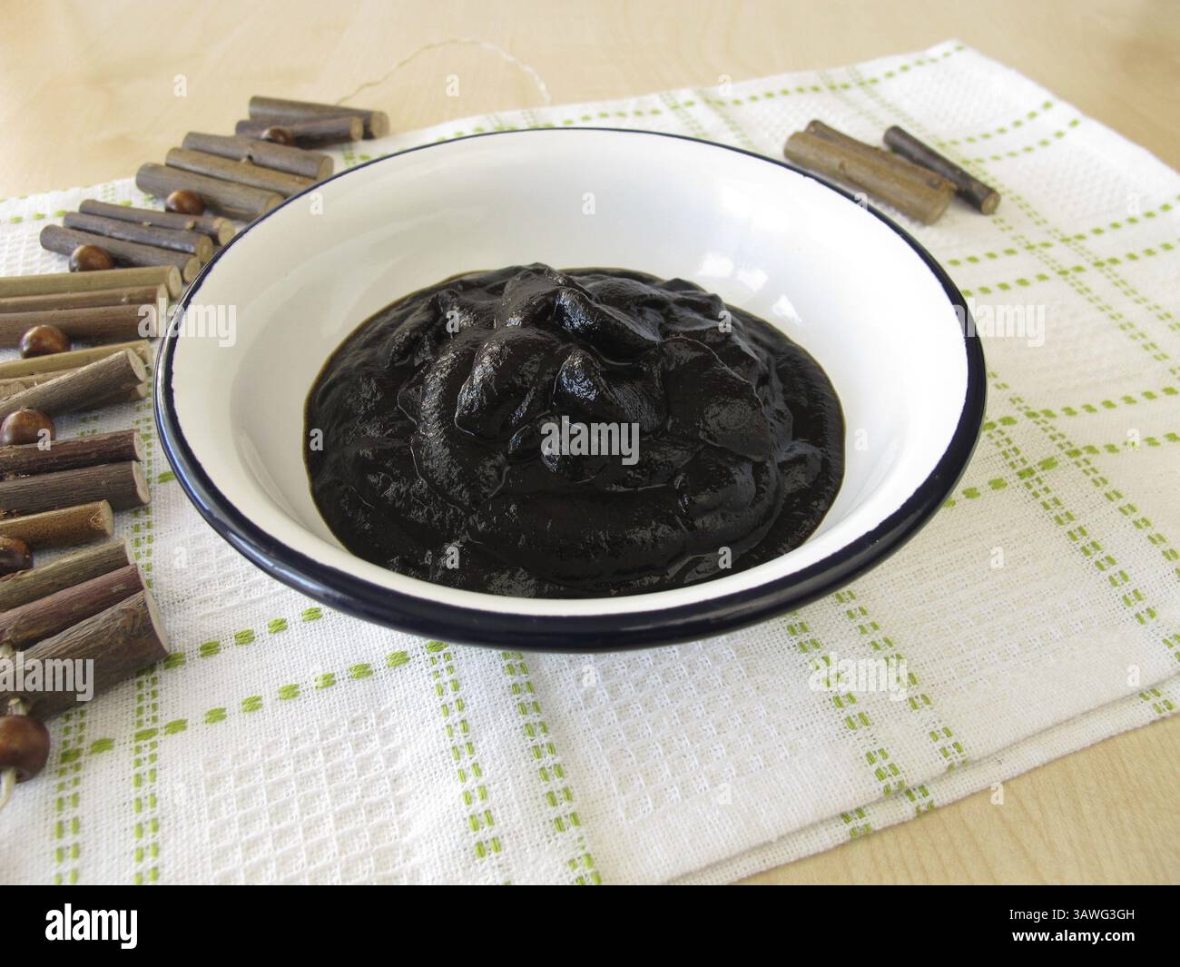 Peat bath hi-res stock photography and images - Alamy