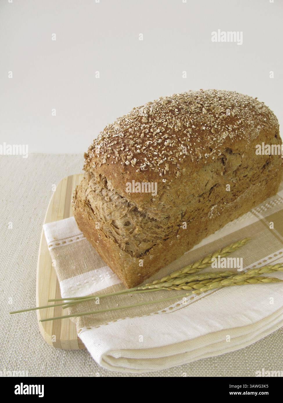 Bread loaf shapes hi-res stock photography and images - Alamy
