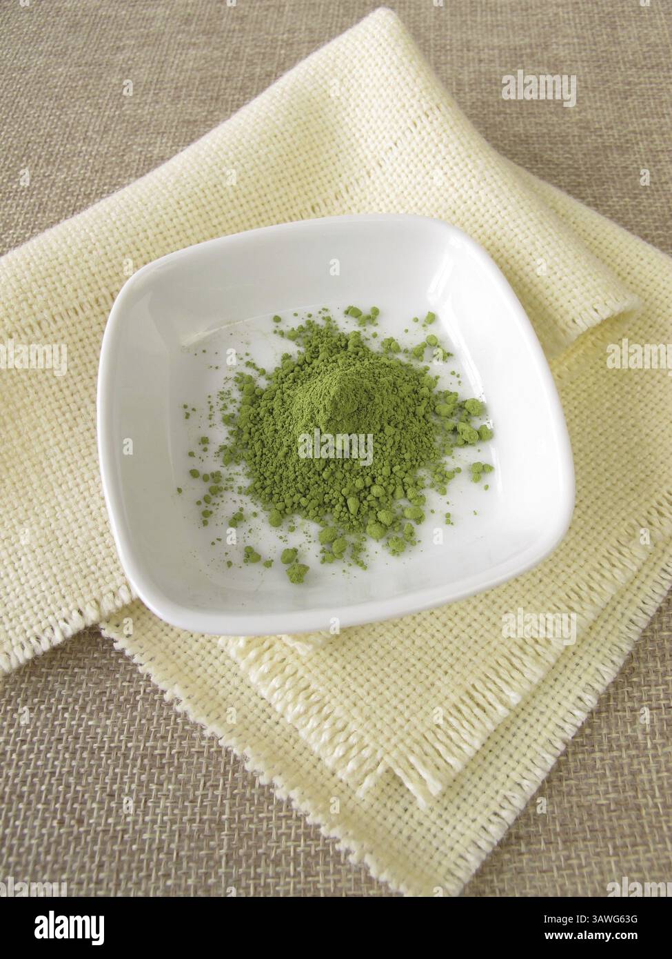 Sprinkle with powder hi-res stock photography and images - Alamy