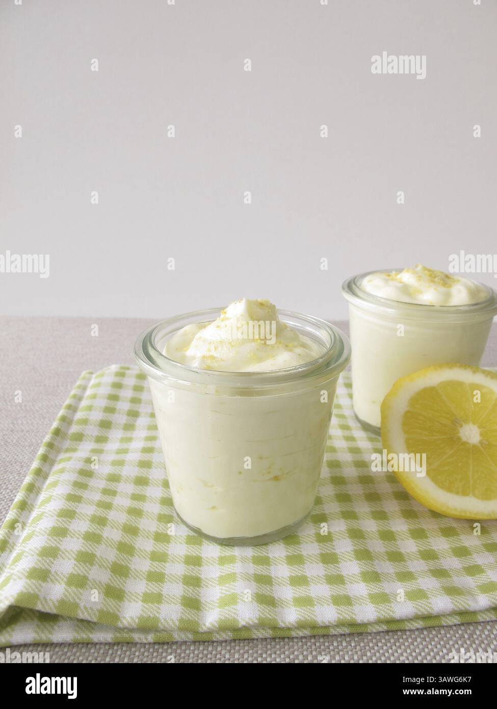 Lemon curd cream in a jar Stock Photo - Alamy