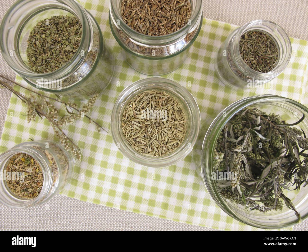 Jar dried herbs hi-res stock photography and images - Alamy