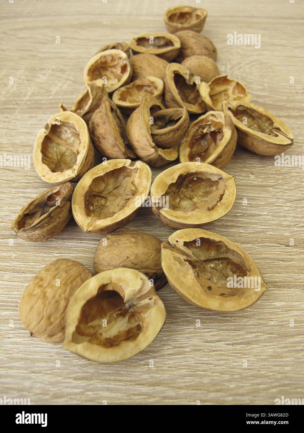 Handicrafts with waste material hi-res stock photography and images - Alamy