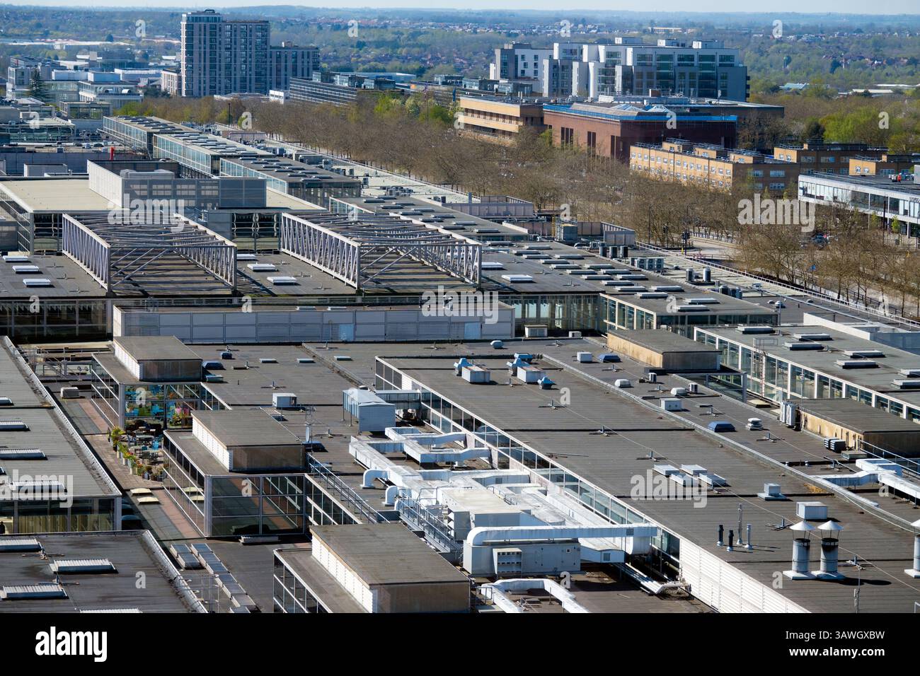 Elevated view of the geometric layout of downtown Milton Keynes ...